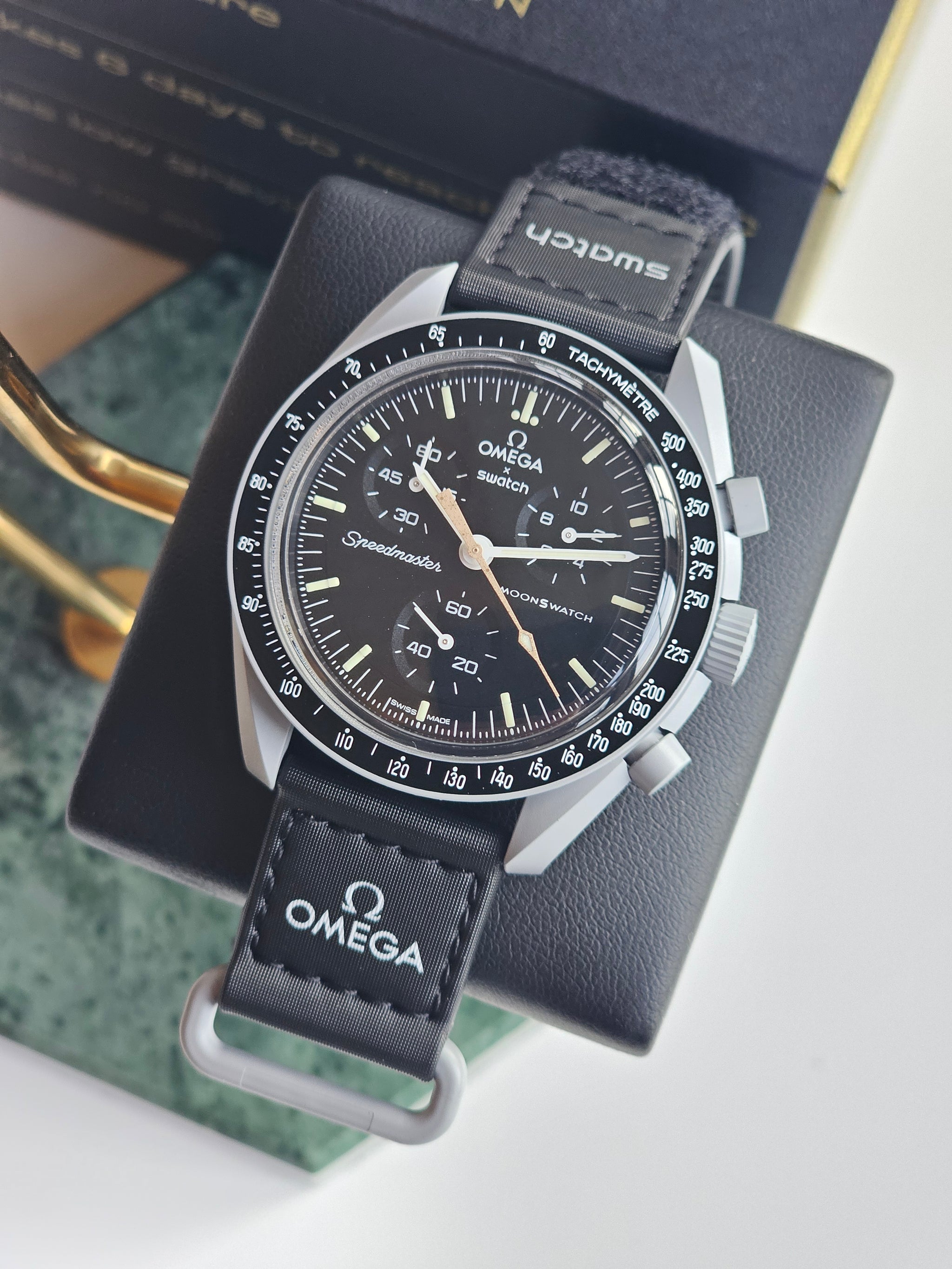 Swatch MoonSwatch - MoonShine: Cold Moon Edition [SNOWFLAKE] – MGB WATCHES