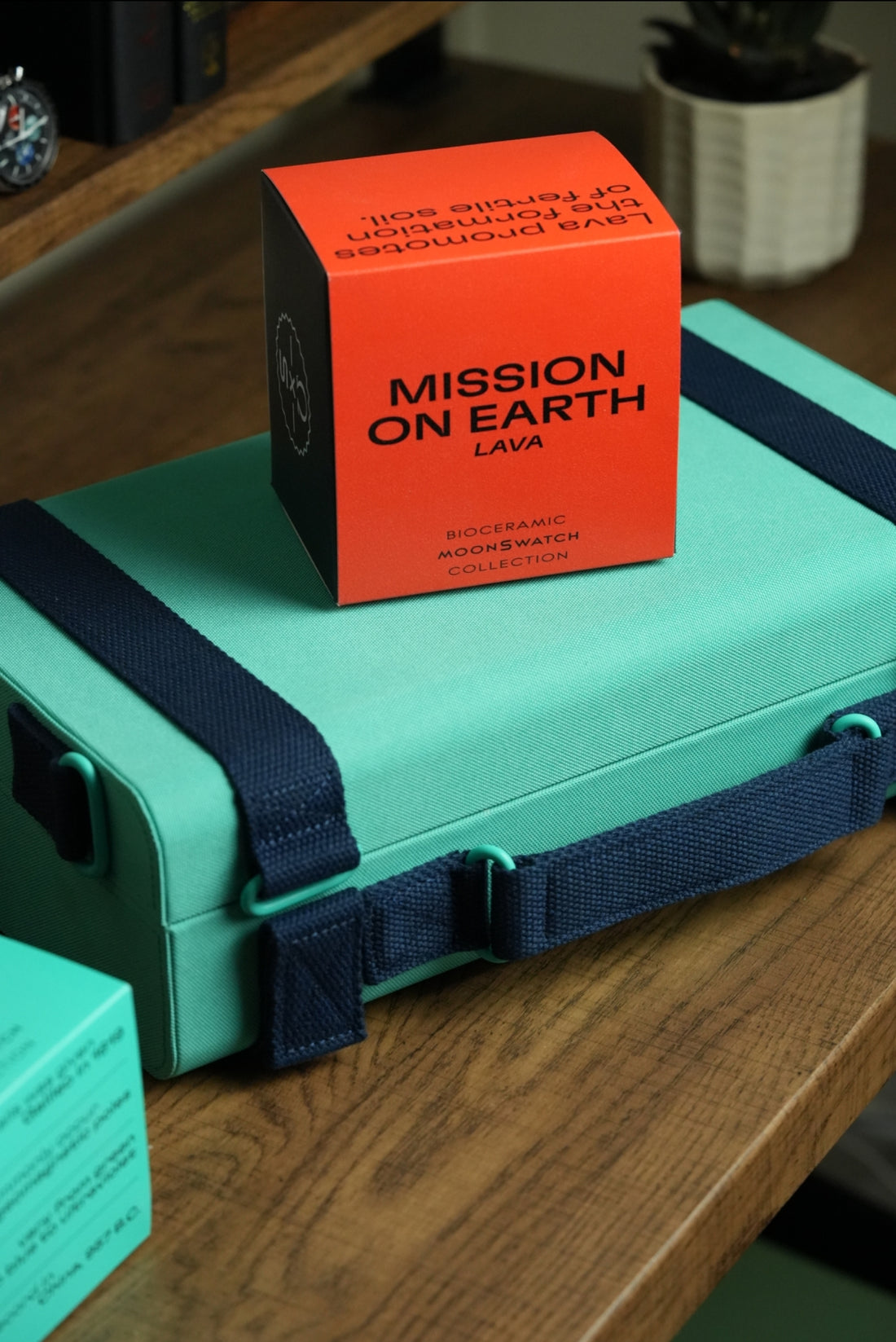 Mission On Earth MoonSwatch Flight Case Green – MGB WATCHES